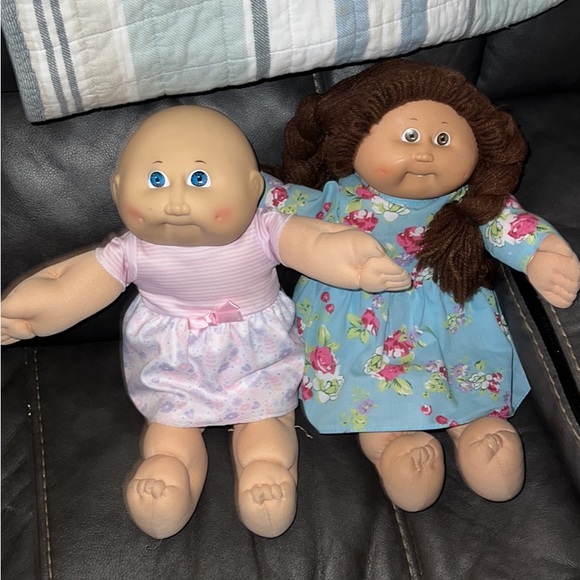 Toys | Vintage 1979 Brown Hair Brown Eyes And Bald Head Blue Eyes ...